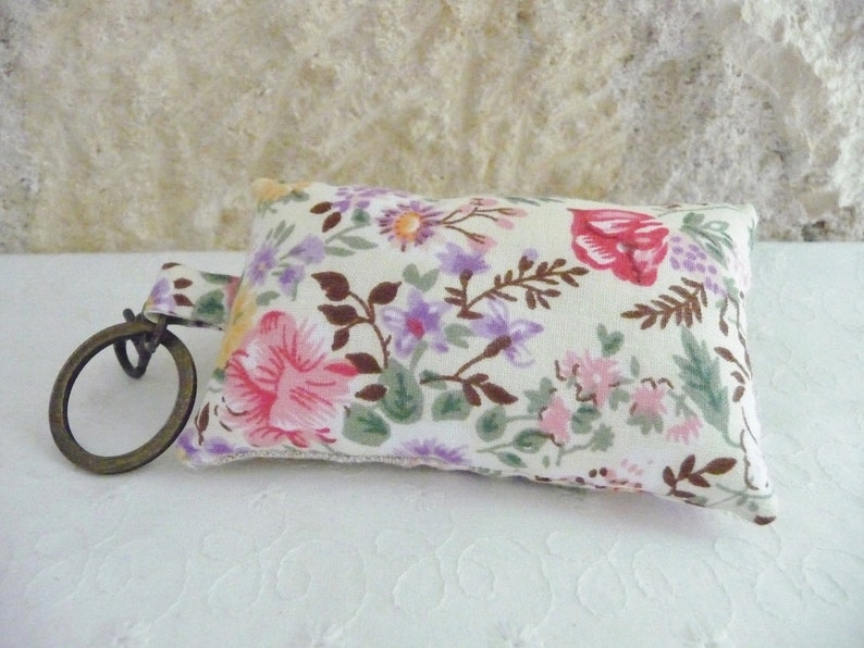 Key Ring in Cotton Fabric Pink Flowers and Natural Linen Bag - Etsy