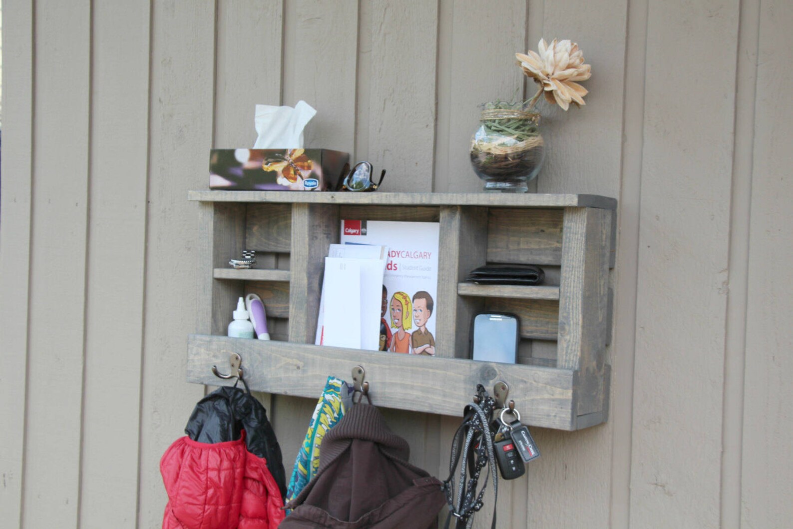 Rustic Coat Rack Entry Foyer Magazine, Entryway Key Holder for Wall ...