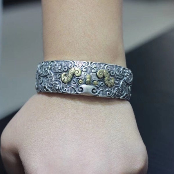 Junk Bracelet - Etsy