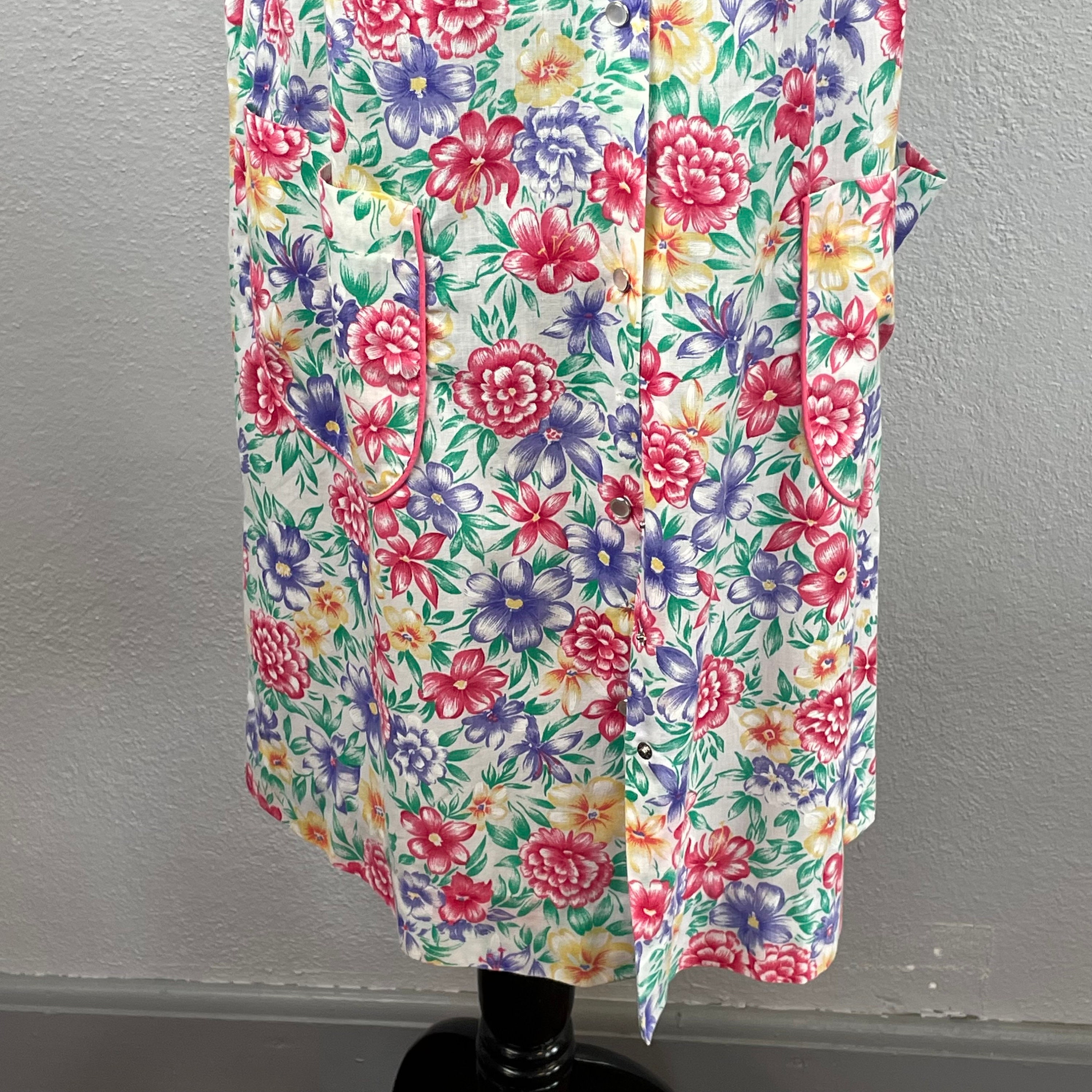 Vintage Comfort Coat Women's Floral Pearl Snap House Coat Nightgown ...