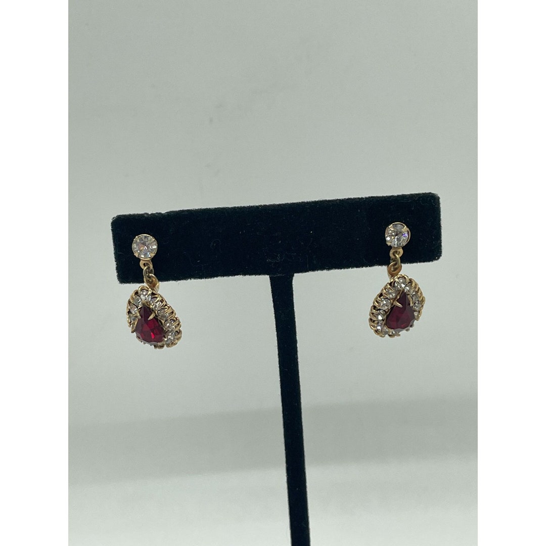 Vintage Gold Tone Tear Drop Red and Clear Rhinestone Dangle Screwback ...