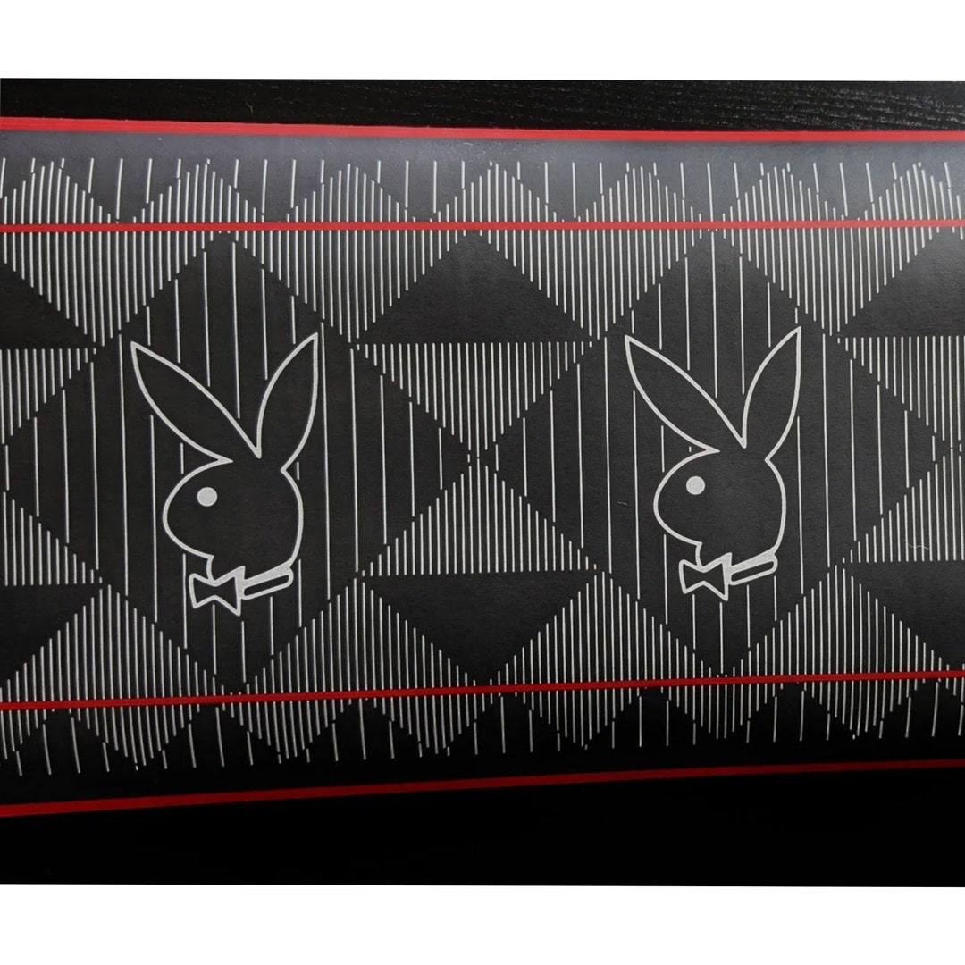 Vintage Playboy Bunny Border Wallpaper * Vintage 1980s Playboy Bunny ...