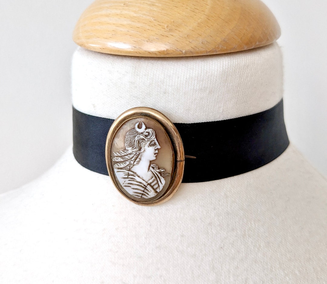 Moon Goddess Selene Artemis Diana Cameo Brooch * Real Shell Victorian ...