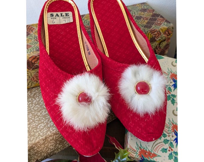 Vintage Red Velvet and White Fur Boudoir Slippers * Vintage Mrs. Claus ...