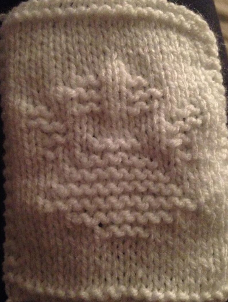 Hand Knitted Paw Print Blanket, Pet Bedding - Etsy