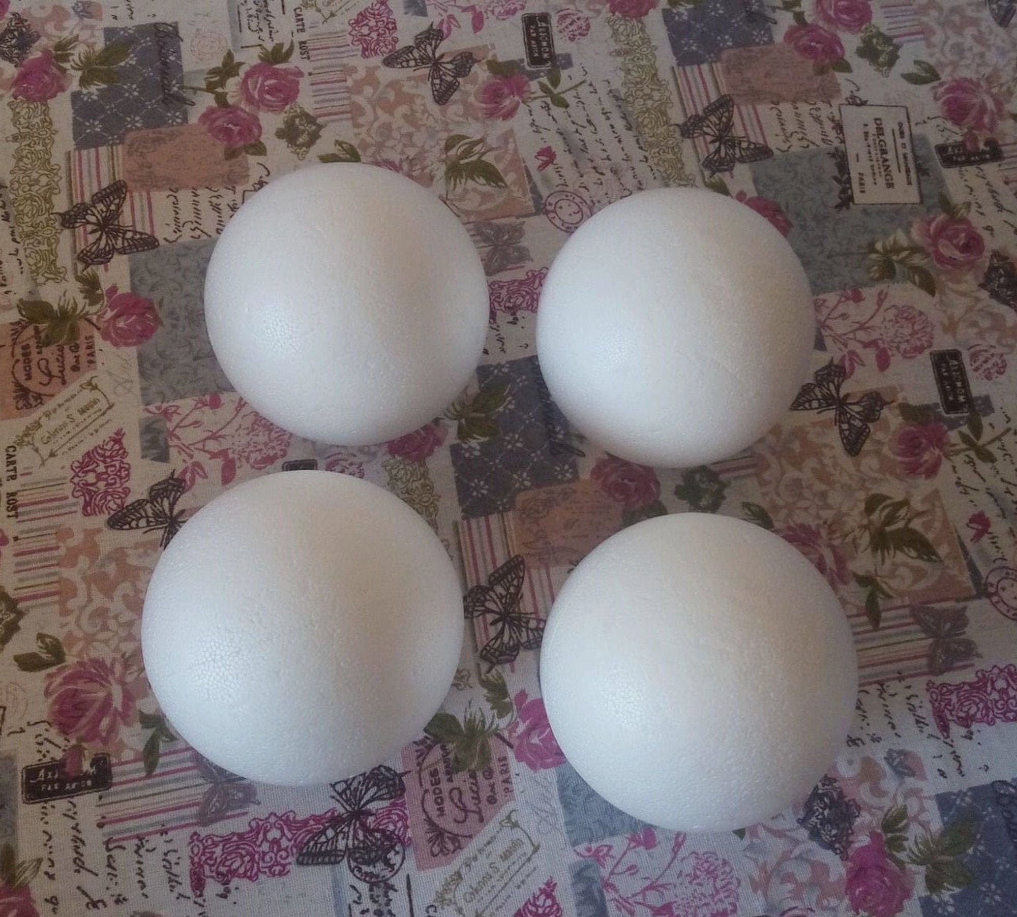 Lot of 4 Styrofoam Balls / Customiser Ball / Ball to Decorate - Etsy UK