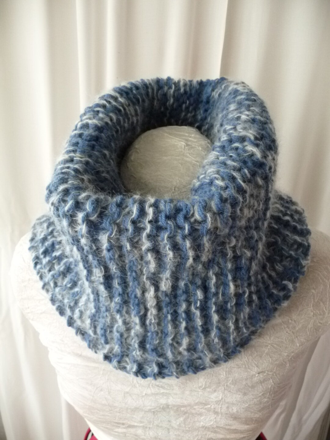 Outlander Inspired Snood, Wool Snood, Knitted Neck Warmer, Closed Scarf ...