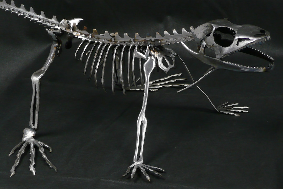 Handmade Lizard Skeleton Sculpture - Etsy
