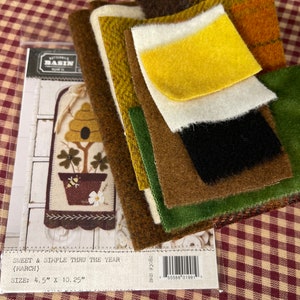 Sweet and Simple Thru the Year March Wool Appliqué Kit - Etsy