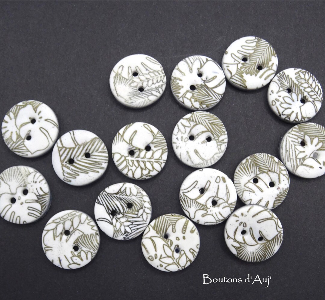 White Leaf Pattern Buttons, 2 Cm, (=0.78"), Pack of 5 or 6, Handmade - Etsy