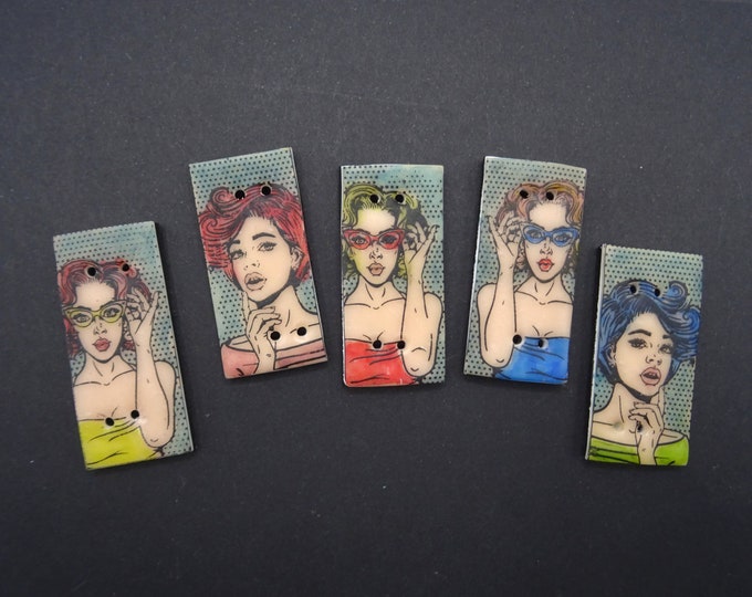 Pop Art Style Sewing Buttons: the Beautiful on Vacation, 4 X 2 Cm ...