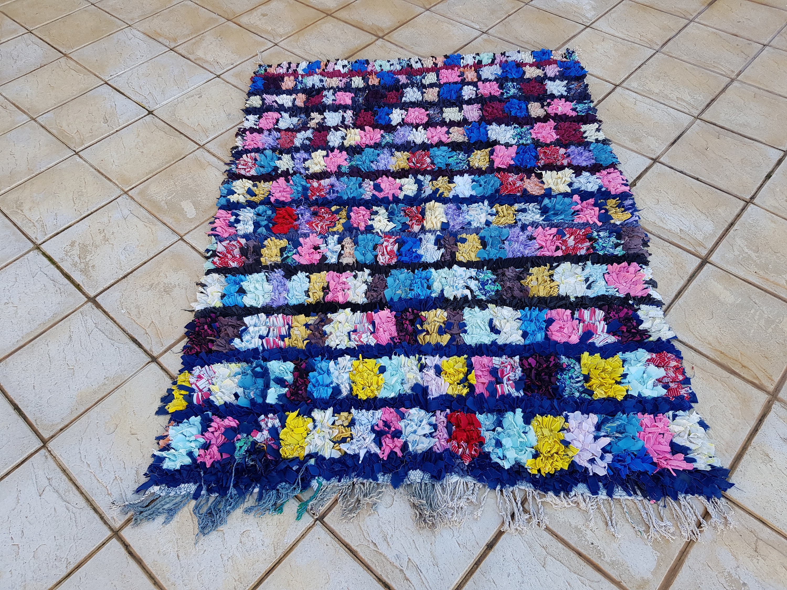 Vintage Boucherouite Rug, Moroccan Rag Rug 6'x4'5ft Azilal Rug Berber ...