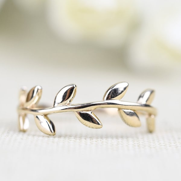 Mens Laurel Wreath Ring - Etsy