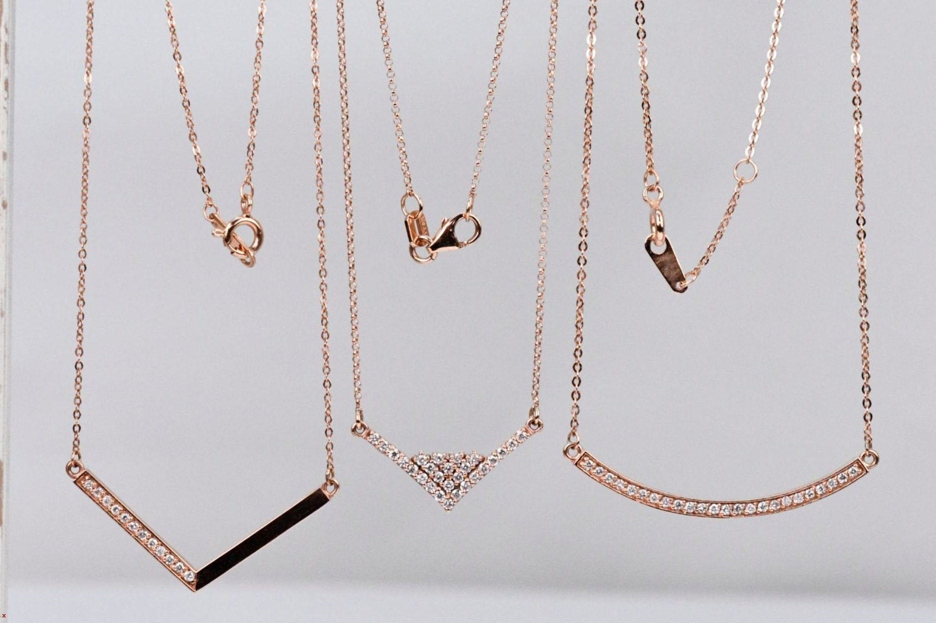 Art Deco Style V Shape Solid Gold Necklace White Diamond | Etsy