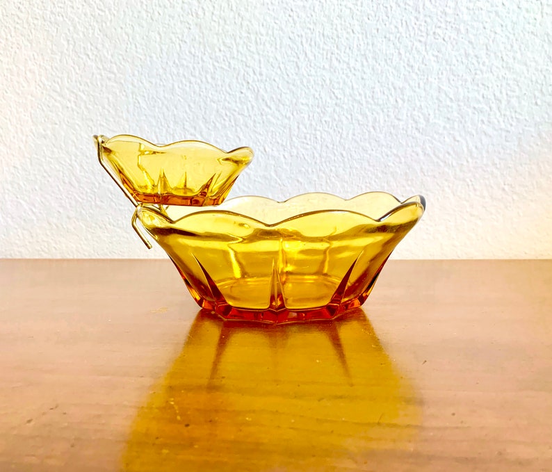 Honey Gold Chip And Dip Set From Anchor Hocking Floral Flower Scalloped