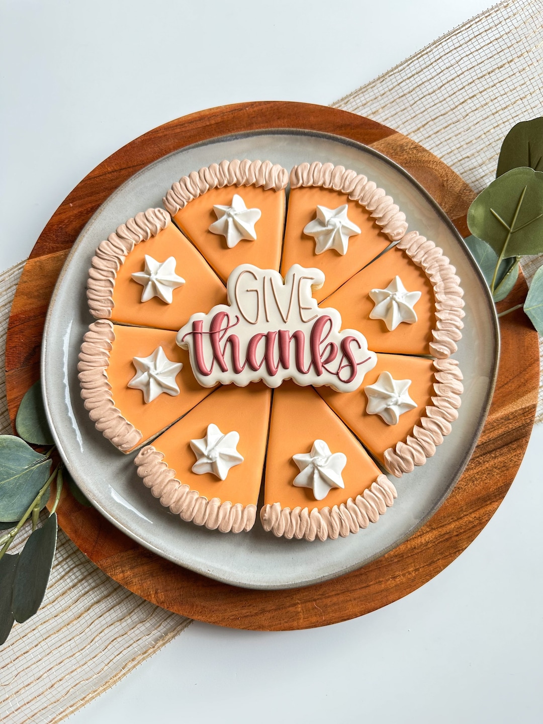 Thanksgiving Pie and Give Thanks Plaque Cookie Cutter - Etsy