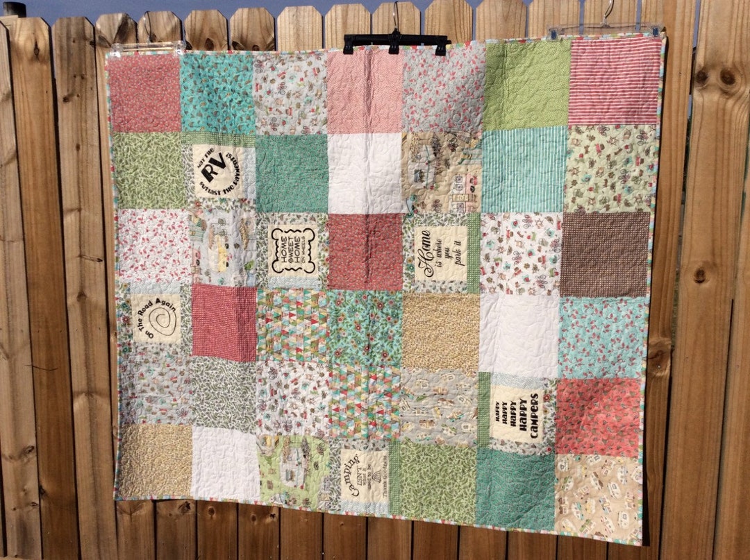 Lulu's Happy RV Camper Quilt - Etsy