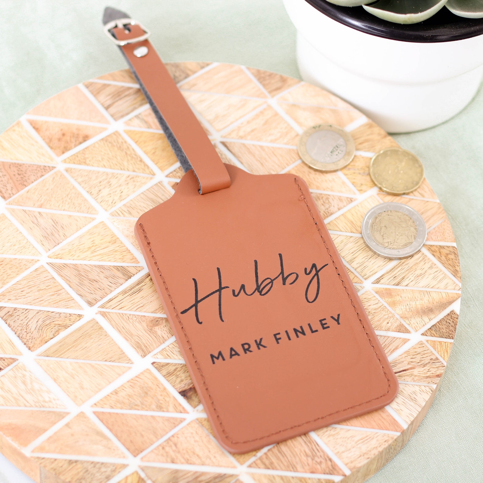 Personalised Hubby and Wifey Honeymoon Luggage Tag Set | Etsy