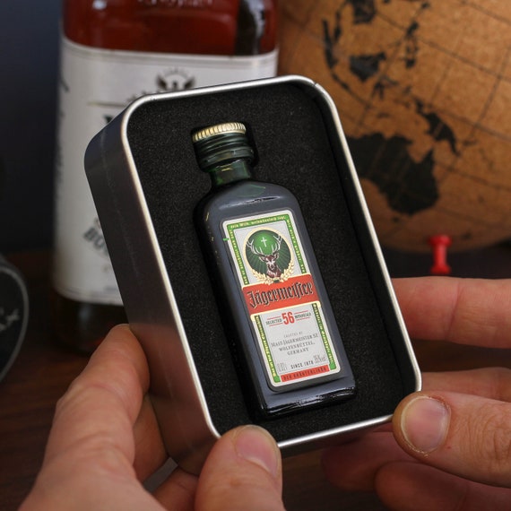 Novelty drinking gifts store