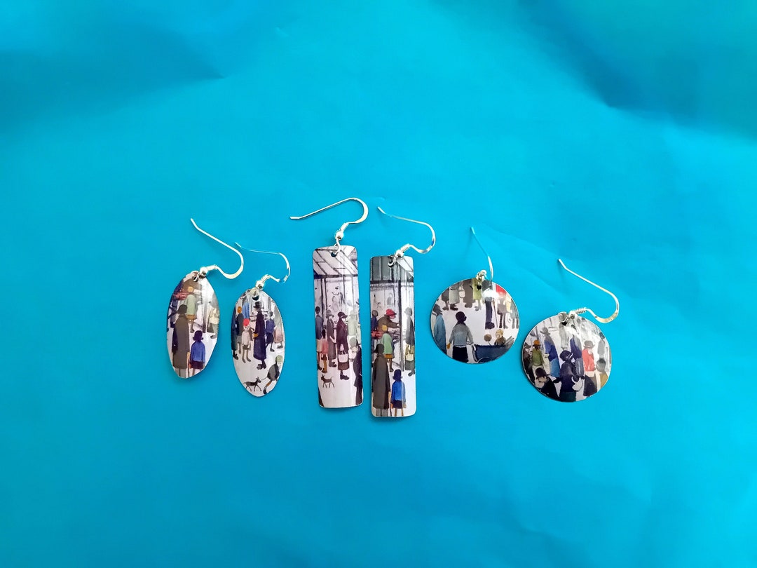 LS Lowry Market Scene Rectangular,discs or Oval Lightweight Tin (not ...