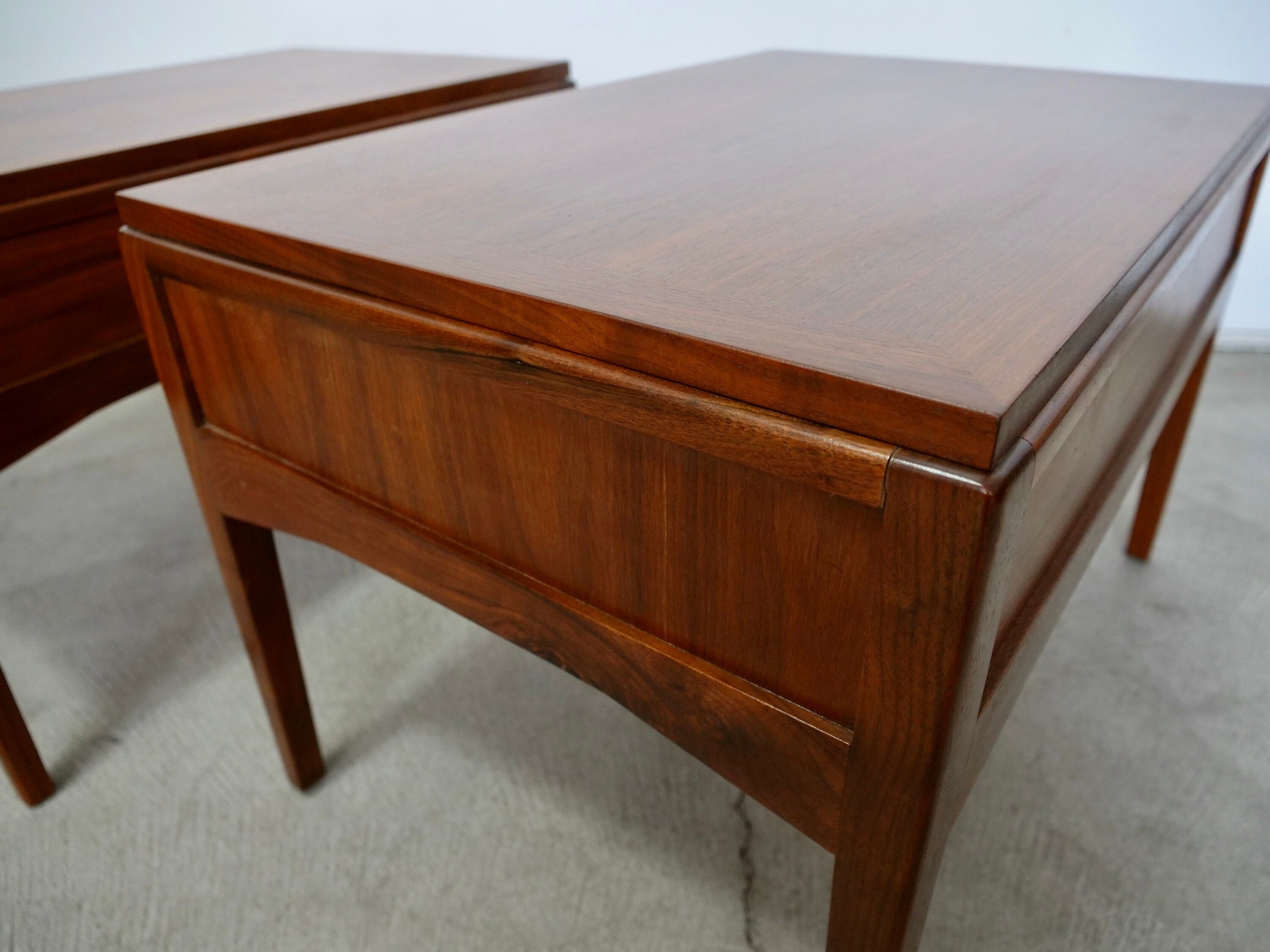 1960's Mid-century Modern End Tables - Etsy