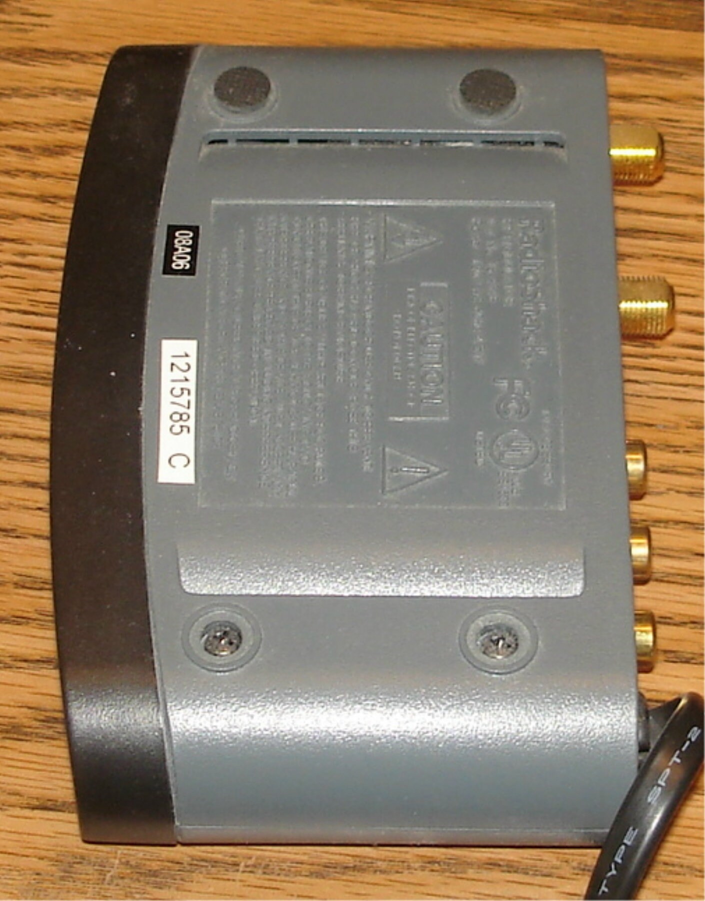 Radio Shack - RF MODULATOR #15-2526 - TV Converter A/V Into Coaxial ...