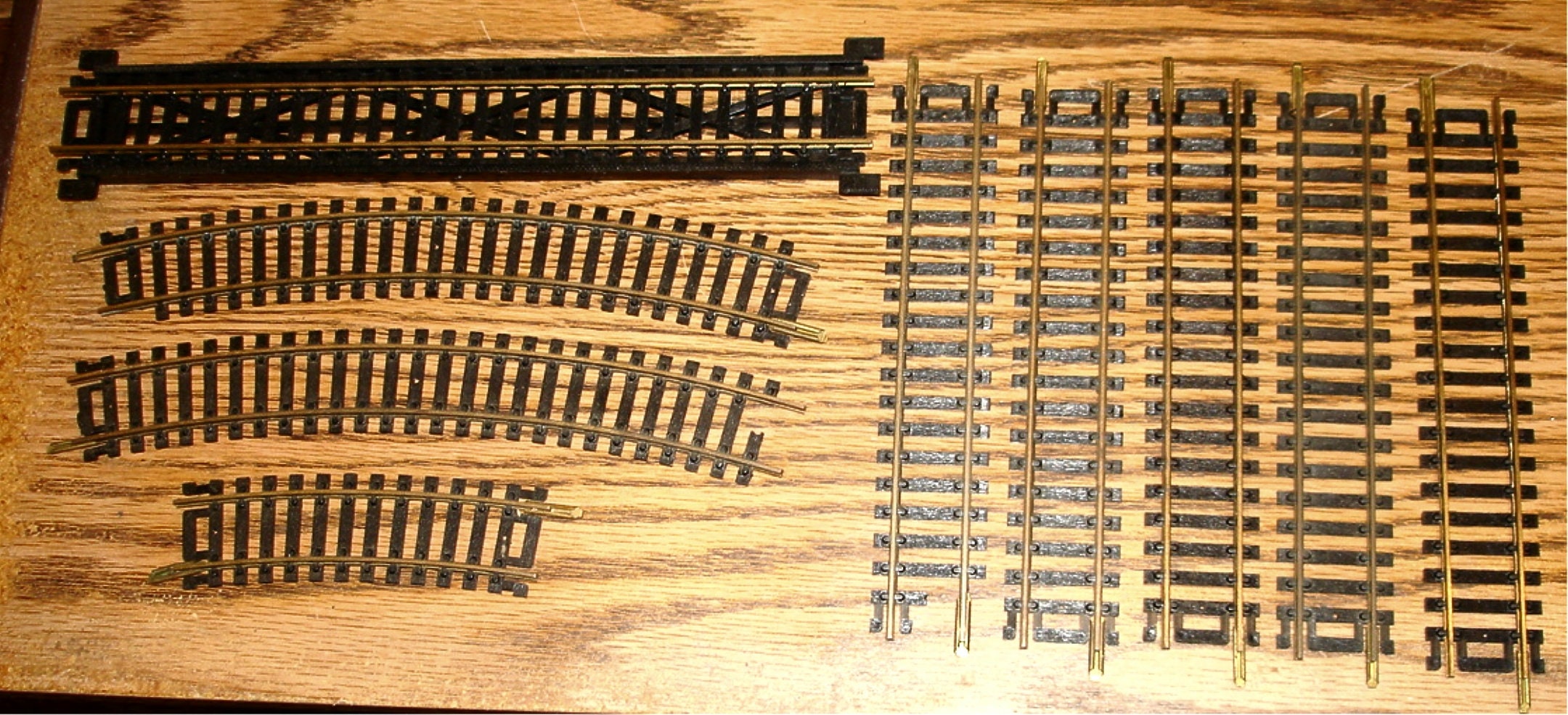 ATLAS - 9 Assorted Brass Track With Riser Trestle- HO Train - Etsy