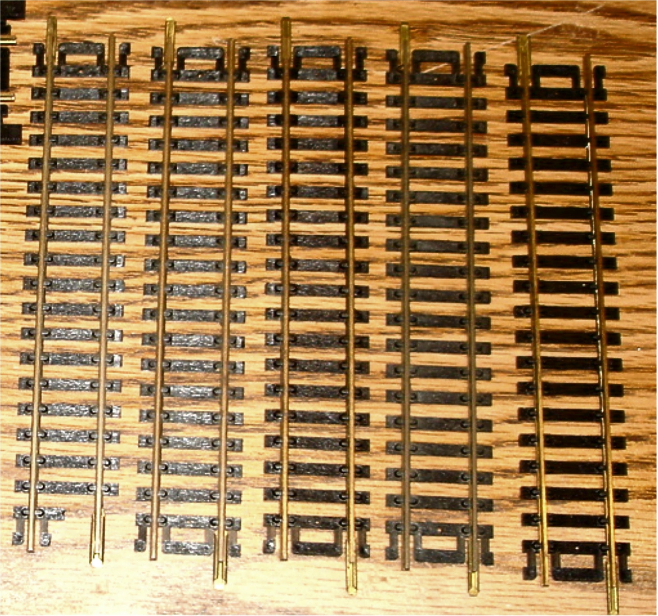 ATLAS - 9 Assorted Brass Track With Riser Trestle- HO Train - Etsy