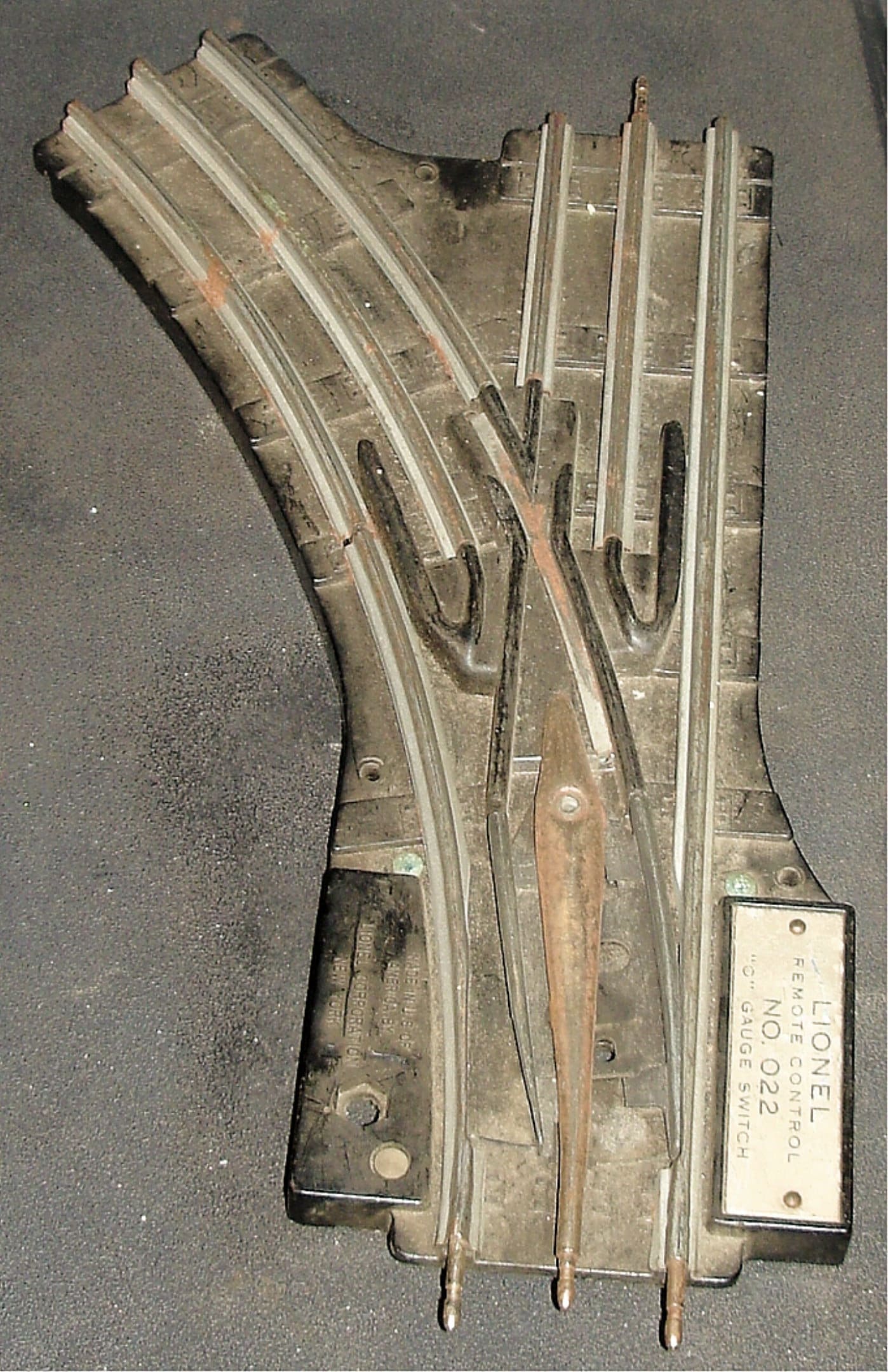 LIONEL - Left Hand #022 Remote Switch Track - O Train - Needs TLC - Etsy
