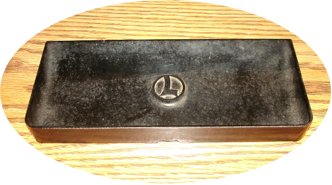 LIONEL - Postwar #160 Bakelite UNLOADING BIN - 7" Long - O Train - Etsy