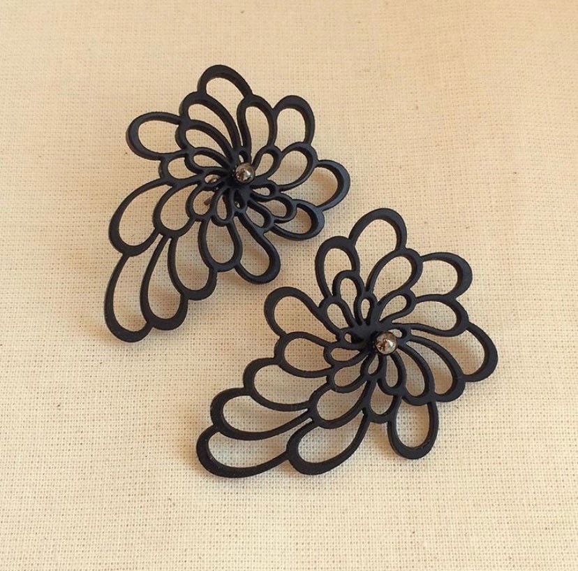 Lightweight Recycled Rubber Drop Earrings by Design Tun | Etsy