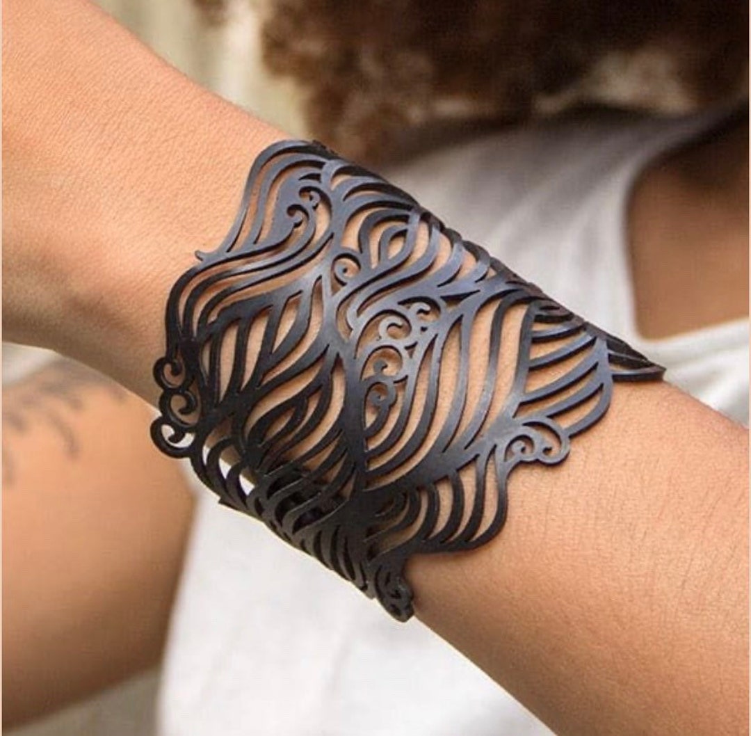 Lightweight Recycled Rubber Goa Bracelet - by Design Tun - Etsy UK