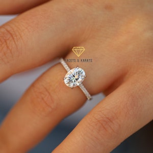 Thin Band Oval Engagement Ring Womens Oval Moissanite Ring, 1.84 Carat ...