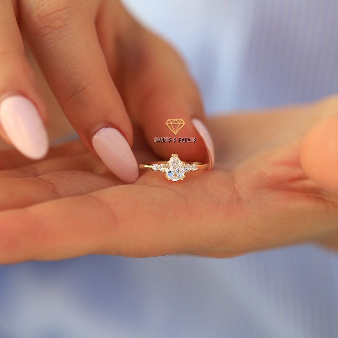 SOLID 18K Yellow Gold Womens Promise Ring for Her, 1ct Teardrop Ring ...