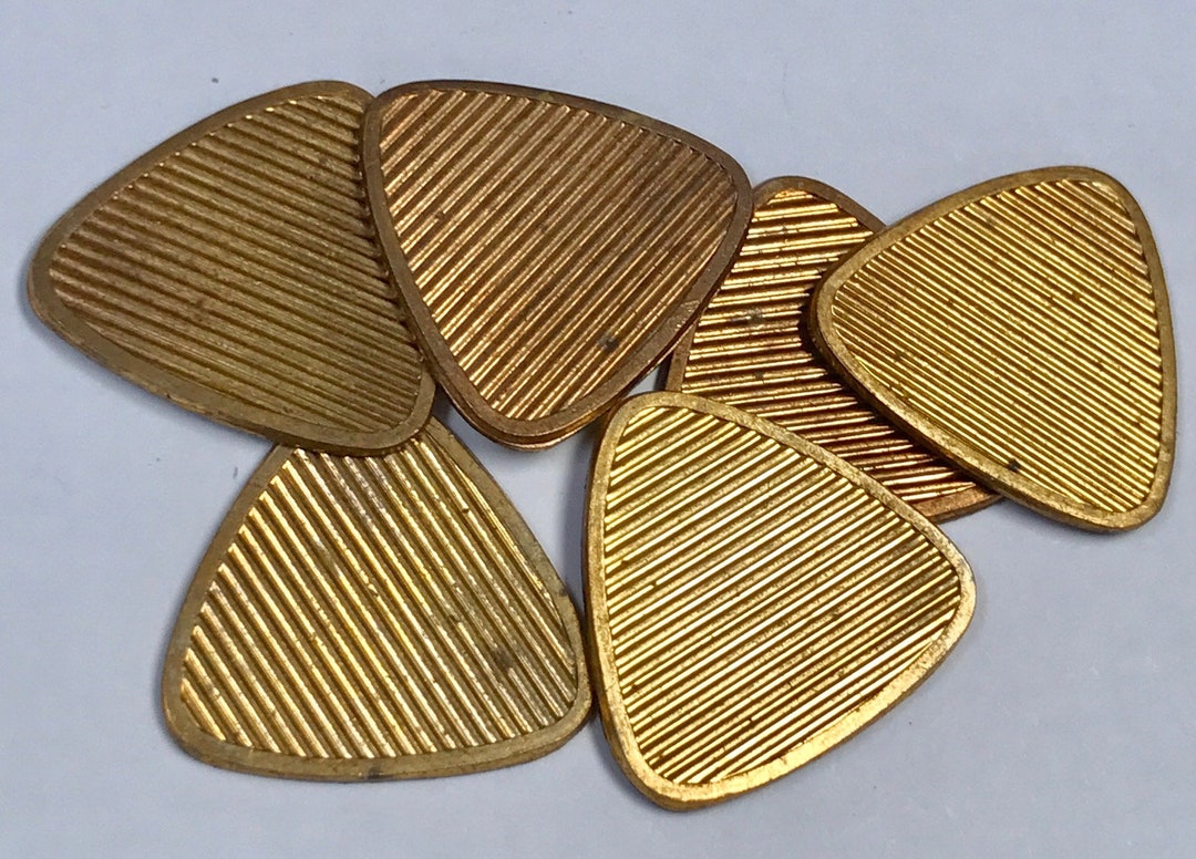Vintage BRASS TRIANGLE Ribbed Shape HEAVY Weight 21x1mm PKG6 MS184 - Etsy