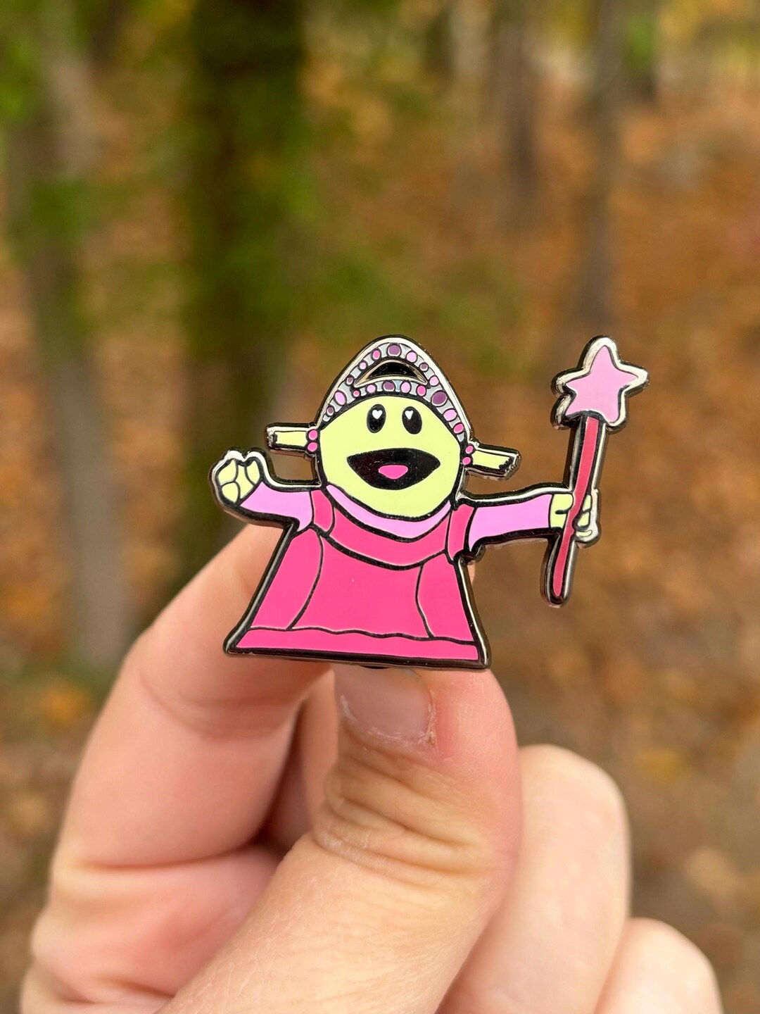 Nanalan Mona Enamel Pin - Etsy