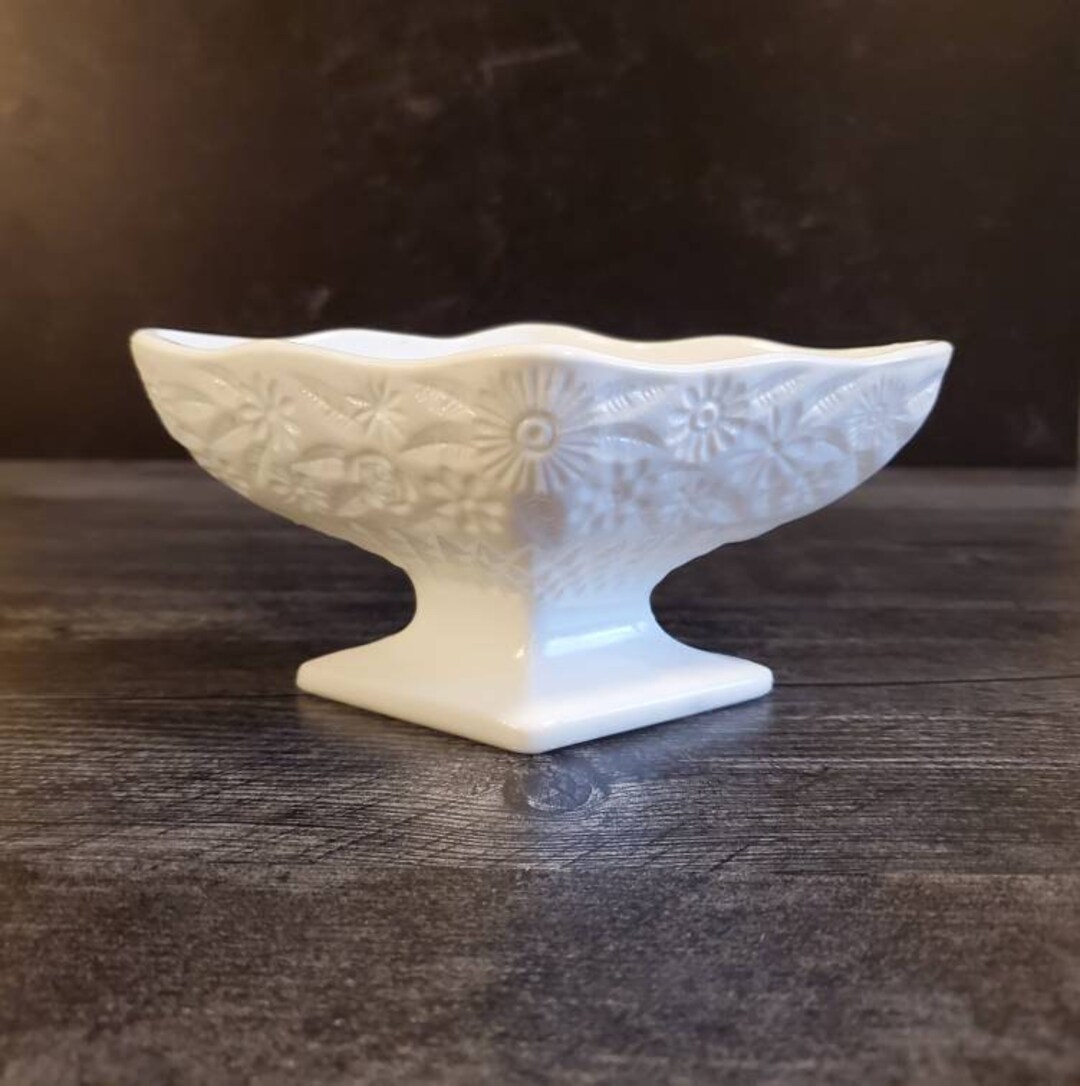 Vintage Milk Glass Diamond Shaped Pedestal Bowl. Indiana Glass ...