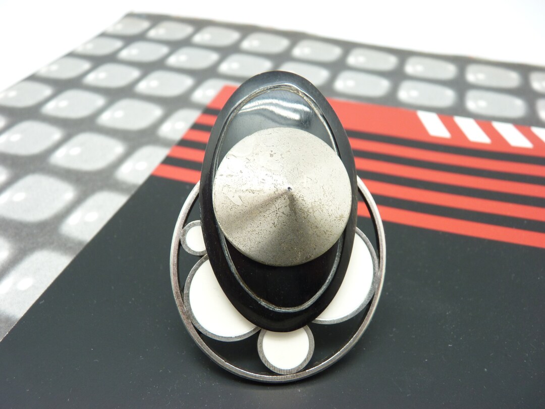 Very Large Long Graphic Ring, in Silver Metal and Black Horn and White ...