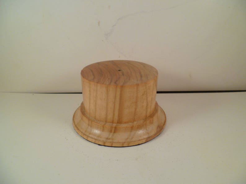Socle en bois pour figurines rond tourné avec de l'olivier sro3 - Etsy ...
