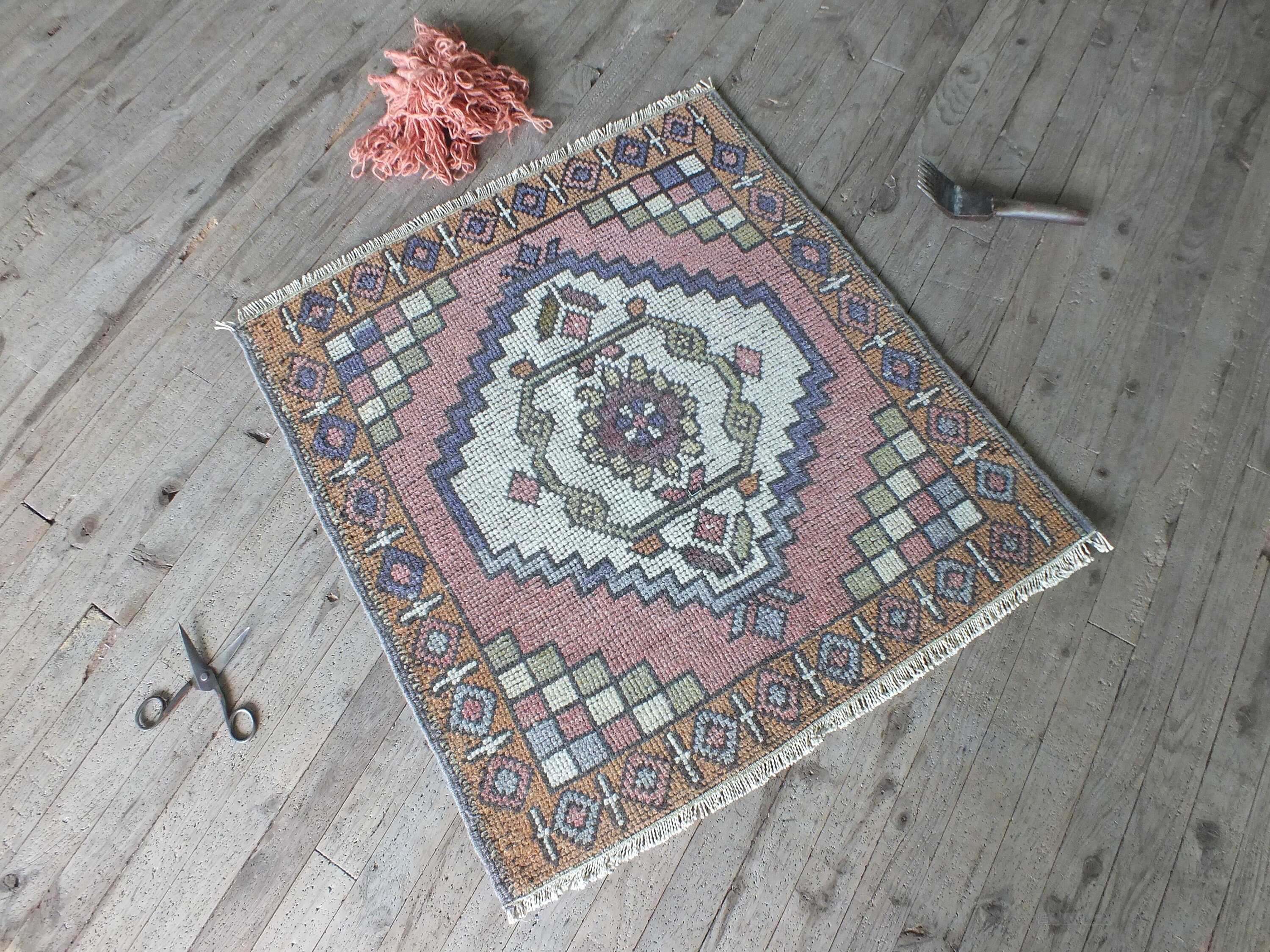 Small Area Square Rug 2x2 Approx.turkish Rugoriental Vintage - Etsy