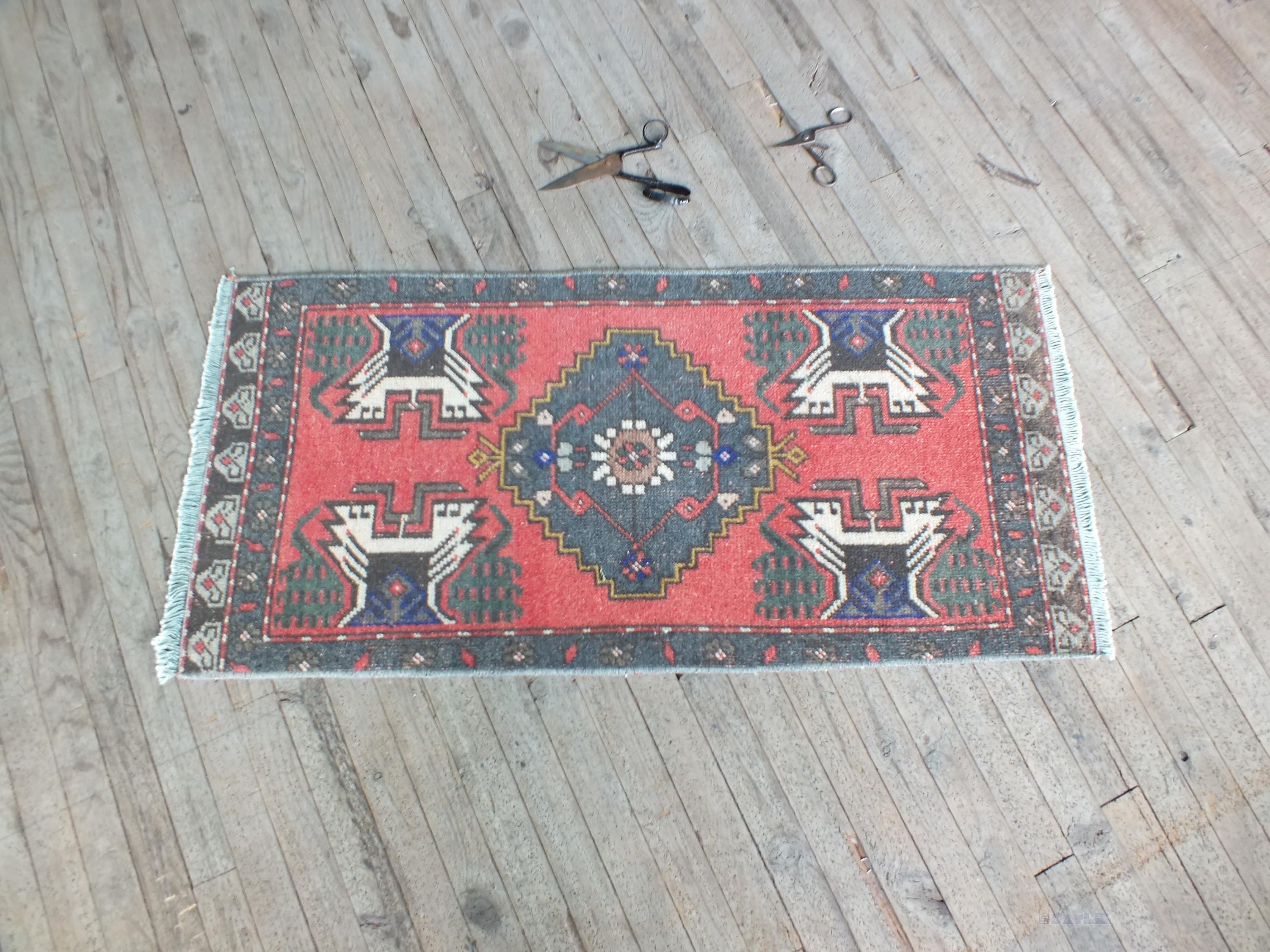 Gorgeous Antique RugSmall RugTurkish RugDoor MatTurkish | Etsy