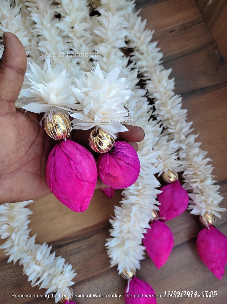 Pack of 50 Jasmine Flower Garland With Lotus Buds for Wedding ...