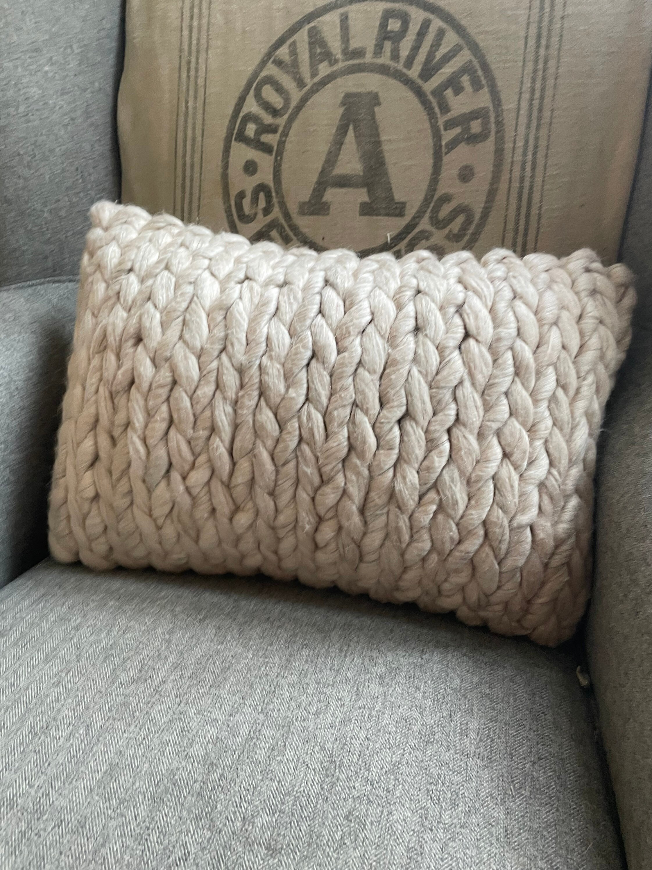 Chunky Braided Wool Cable Knit Lumbar Pillow in Light Pink | Etsy