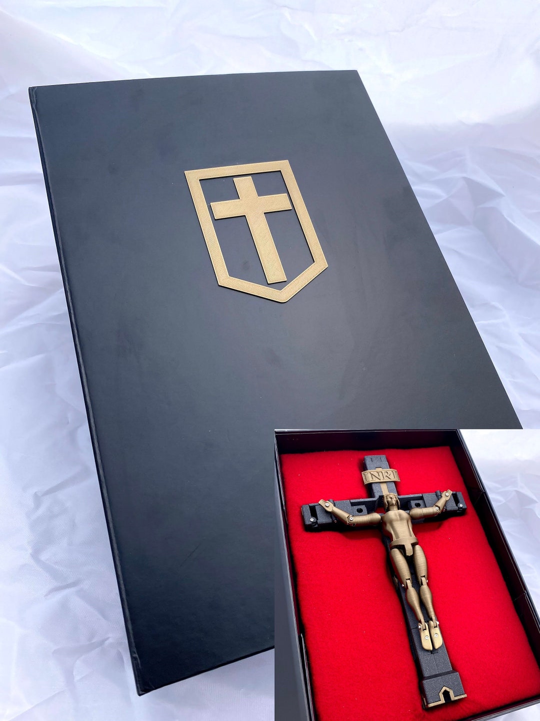 Combo: Jesus Mecha Christ and Presentation Box - Etsy