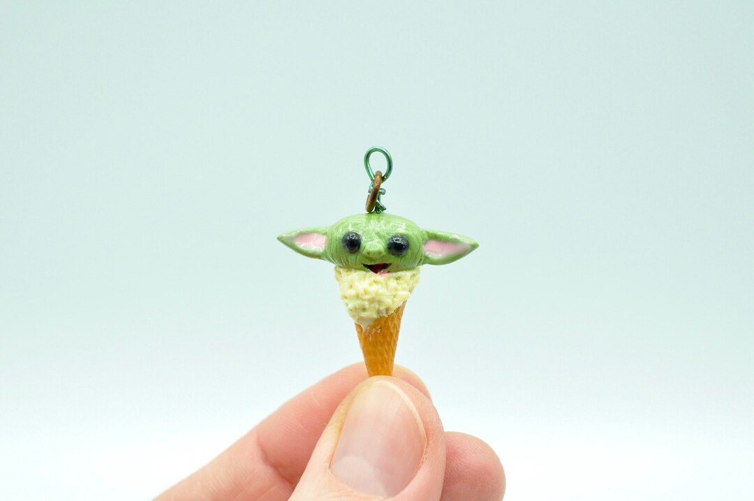 Grogu Ice Cream Pendant//made of Polymer Clay//baby Yoda//mandalorian ...