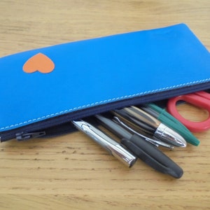 Plumier en cuir liseret tresse celte couleur rouge sur la | Etsy