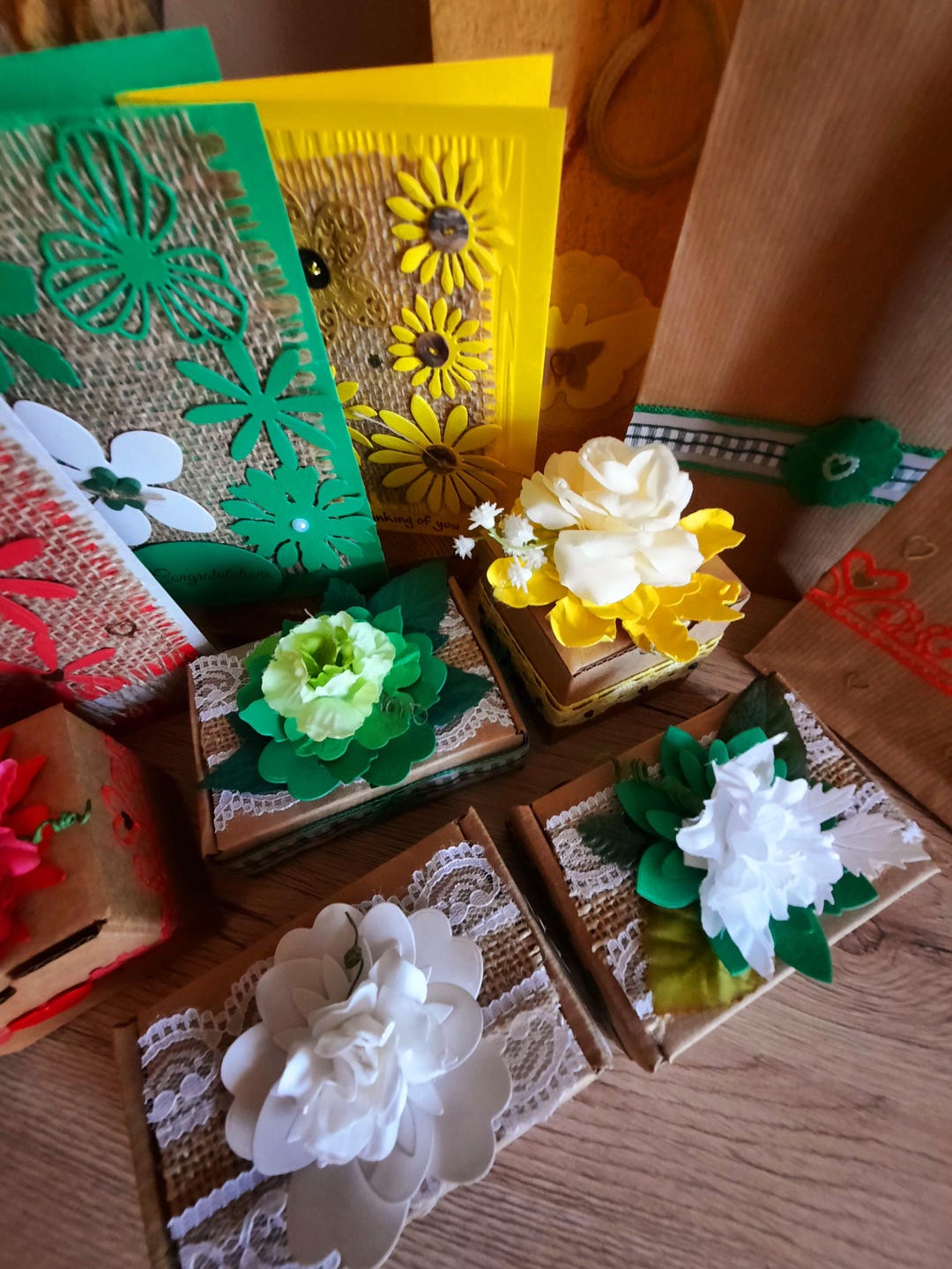 Gifts Wrap Sets, Gift Wrapping Kits, Gift Boxes, Gift Bags, Gift Cards ...