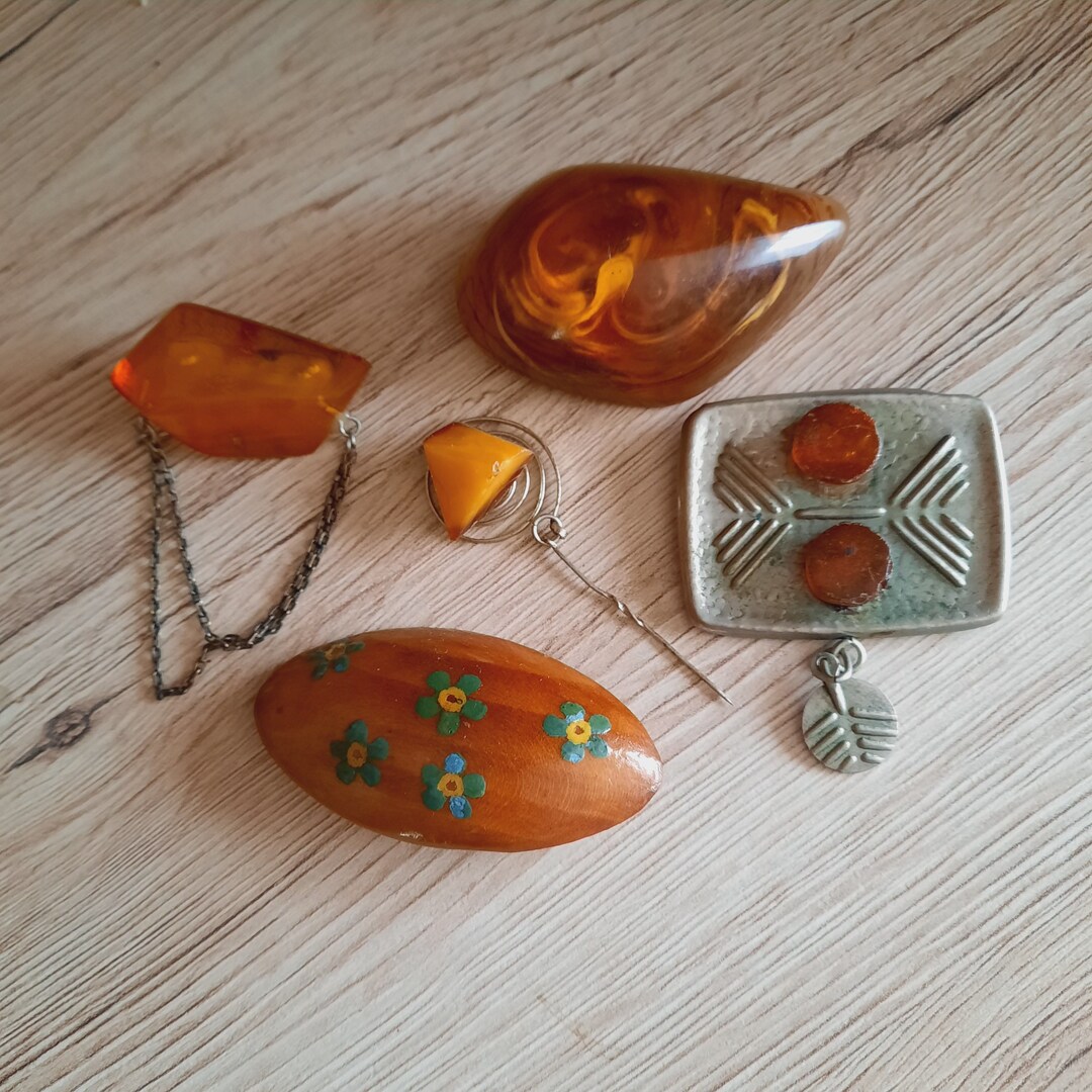 Vintage Brooches Handcrafted Metal Brooches With Gemstones Wood ...