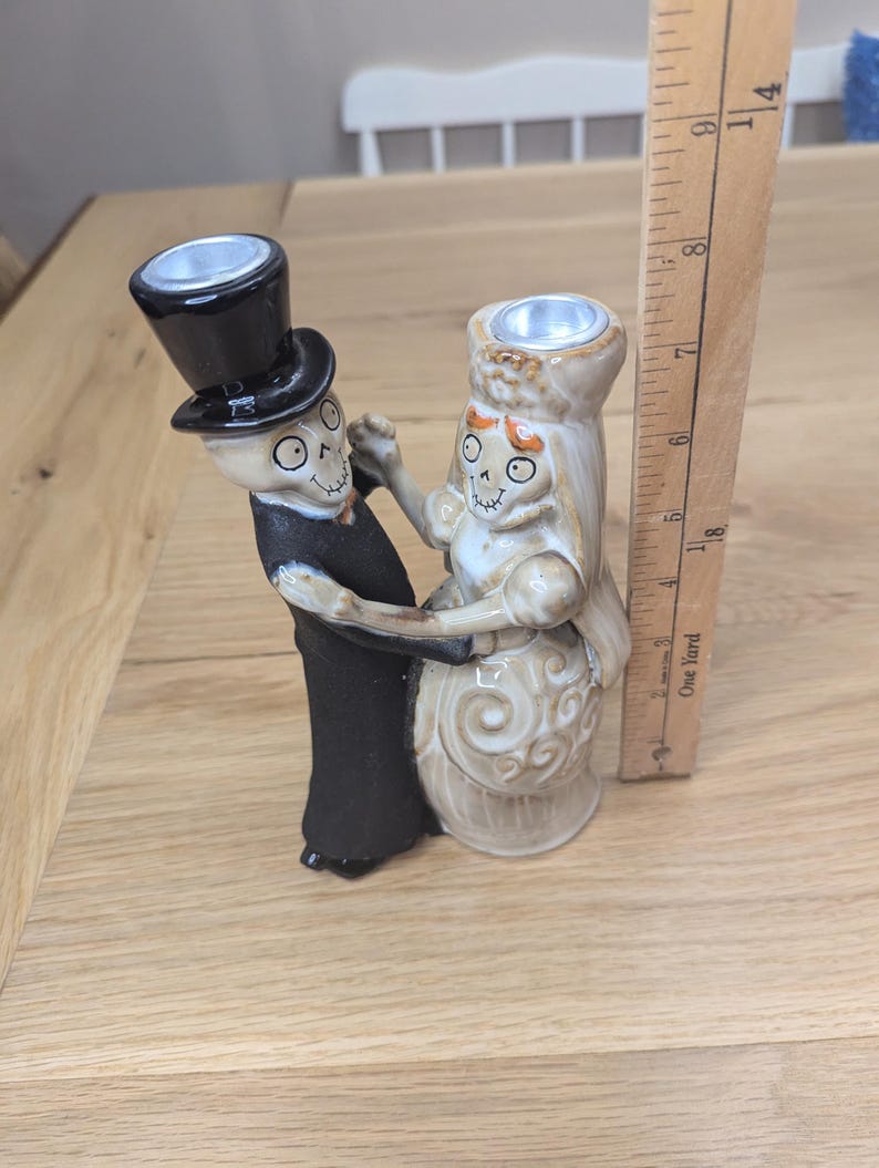 Yankee Candle Boney Bunch Bride and Groom 1st Dance Taper Candle Holder ...
