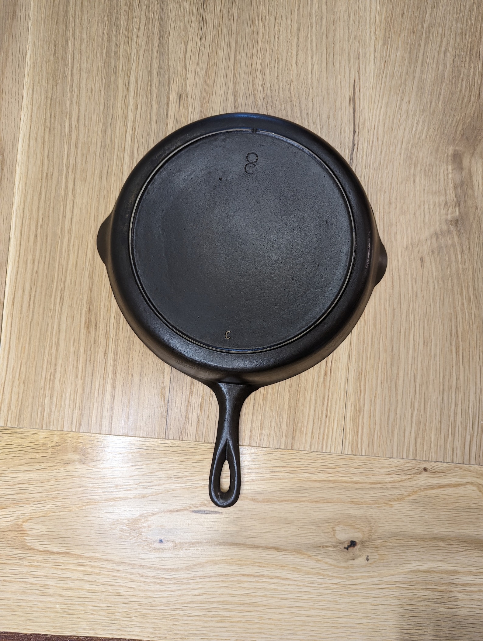 Lodge 1 Notch #8 Cast Iron Skillet - Etsy